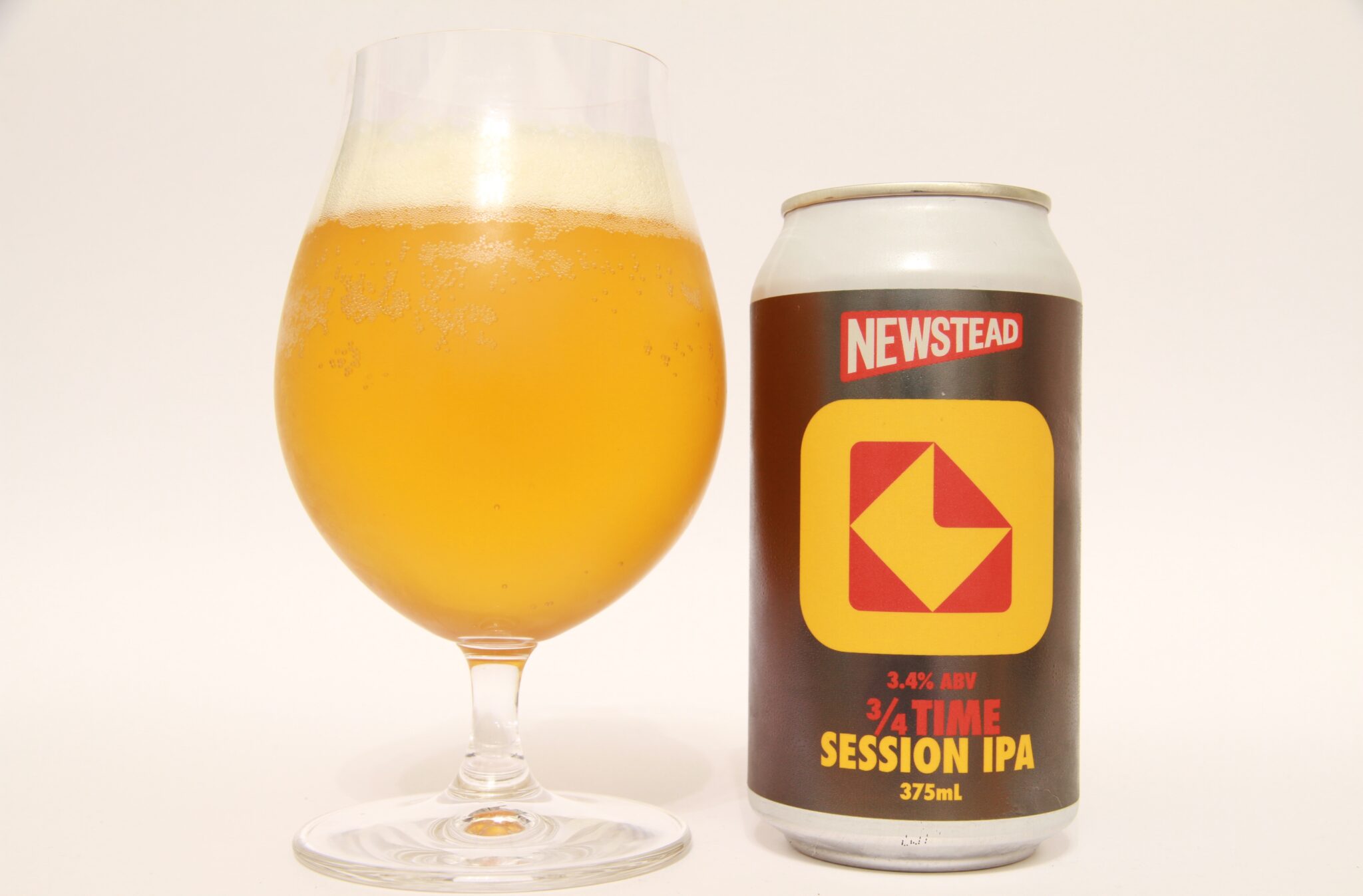 「ニューステッド 3/4 タイム」軽やかな飲み口でもIPAらしい味わいを堪能できるビール！ - エンジョイ★ビアーズ